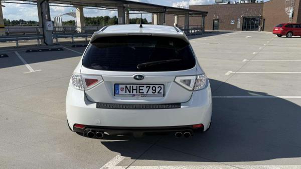 Balts Subaru Impreza WRX 2011 Viļņa, ar dzinēja tilpumu 2.46 L un nobraukumu 226 tūkst. km par 8500 €, foto 5 vietnē AUTOMOTO.COM.LV