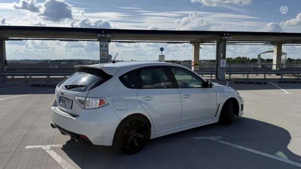 Balts Subaru Impreza WRX 2011 Viļņa, ar dzinēja tilpumu 2.46 L un nobraukumu 226 tūkst. km par 8500 €, foto 6 vietnē AUTOMOTO.COM.LV