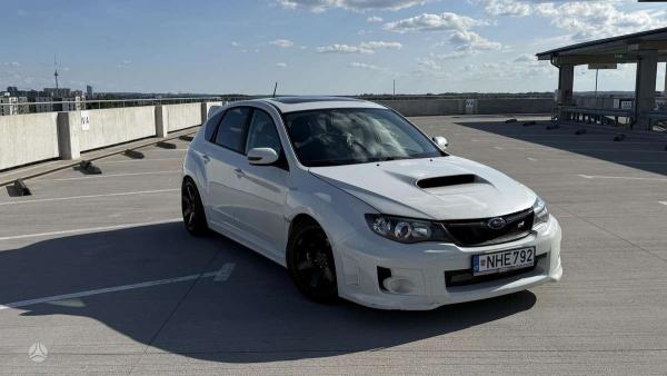 Balts Subaru Impreza WRX 2011 Viļņa, ar dzinēja tilpumu 2.46 L un nobraukumu 226 tūkst. km par 8500 €, foto 8 vietnē AUTOMOTO.COM.LV