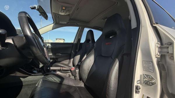 Balts Subaru Impreza WRX 2011 Viļņa, ar dzinēja tilpumu 2.46 L un nobraukumu 226 tūkst. km par 8500 €, foto 10 vietnē AUTOMOTO.COM.LV