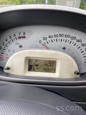 Black Subaru Justy 2008 in Riga, with an engine capacity of 1.00 L and mileage of 147 thousand km for 1350 €, photo 8 on AUTOMOTO.COM.LV