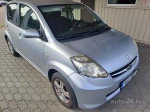 Pelēks Subaru Justy 2008 Tallina, ar dzinēja tilpumu 1.00 L un nobraukumu 123 tūkst. km par 1888 €, foto 3 vietnē AUTOMOTO.COM.LV