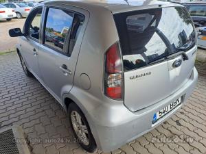 Pelēks Subaru Justy 2008 Tallina, ar dzinēja tilpumu 1.00 L un nobraukumu 123 tūkst. km par 1888 €, foto 4 vietnē AUTOMOTO.COM.LV