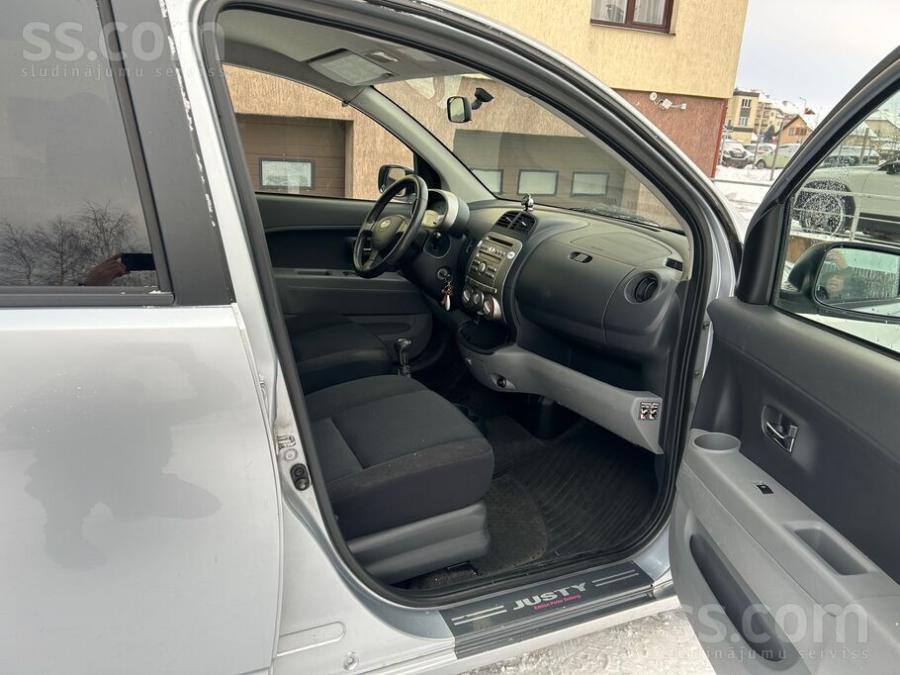 Grey Subaru Justy 2007 in Riga, with an engine capacity of 1.00 L and mileage of 198 thousand km for 1850 €, photo 16 on AUTOMOTO.COM.LV