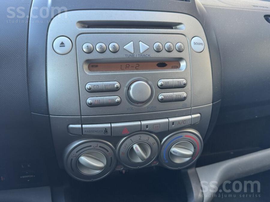 Subaru Justy 2009 Rīga, ar dzinēja tilpumu 1.00 L un nobraukumu 169 tūkst. km par 1700 €, foto 8 vietnē AUTOMOTO.COM.LV