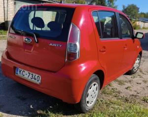 Sarkans Subaru Justy 2009 Daugavpils, ar dzinēja tilpumu 1.00 L un nobraukumu 187 tūkst. km par 650 €, foto  vietnē AUTOMOTO.COM.LV
