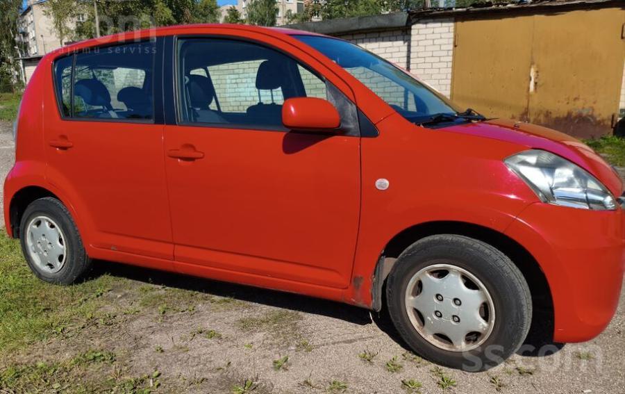Sarkans Subaru Justy 2009 Daugavpils, ar dzinēja tilpumu 1.00 L un nobraukumu 187 tūkst. km par 650 €, foto 5 vietnē AUTOMOTO.COM.LV