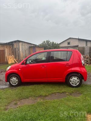 Sarkans Subaru Justy 2009 Krāslava, ar dzinēja tilpumu 1.00 L un nobraukumu 196 tūkst. km par 1150 €, foto 4 vietnē AUTOMOTO.COM.LV