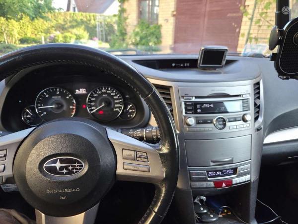 Black Subaru Legacy 2012 in Panevezys, with an engine capacity of 2.00 L and mileage of 210 thousand km for 5000 €, photo 9 on AUTOMOTO.COM.LV