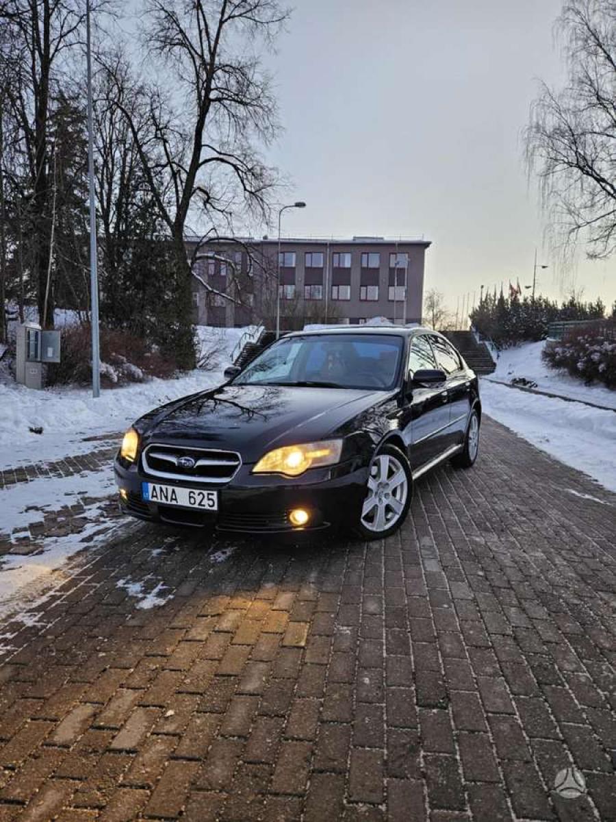 Black Subaru Legacy 2004 in Utena, with an engine capacity of 3.00 L and mileage of 285 thousand km for 2800 €, photo 1 on AUTOMOTO.COM.LV