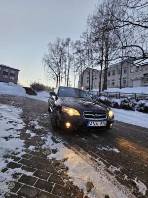 Black Subaru Legacy 2004 in Utena, with an engine capacity of 3.00 L and mileage of 285 thousand km for 2800 €, photo 7 on AUTOMOTO.COM.LV