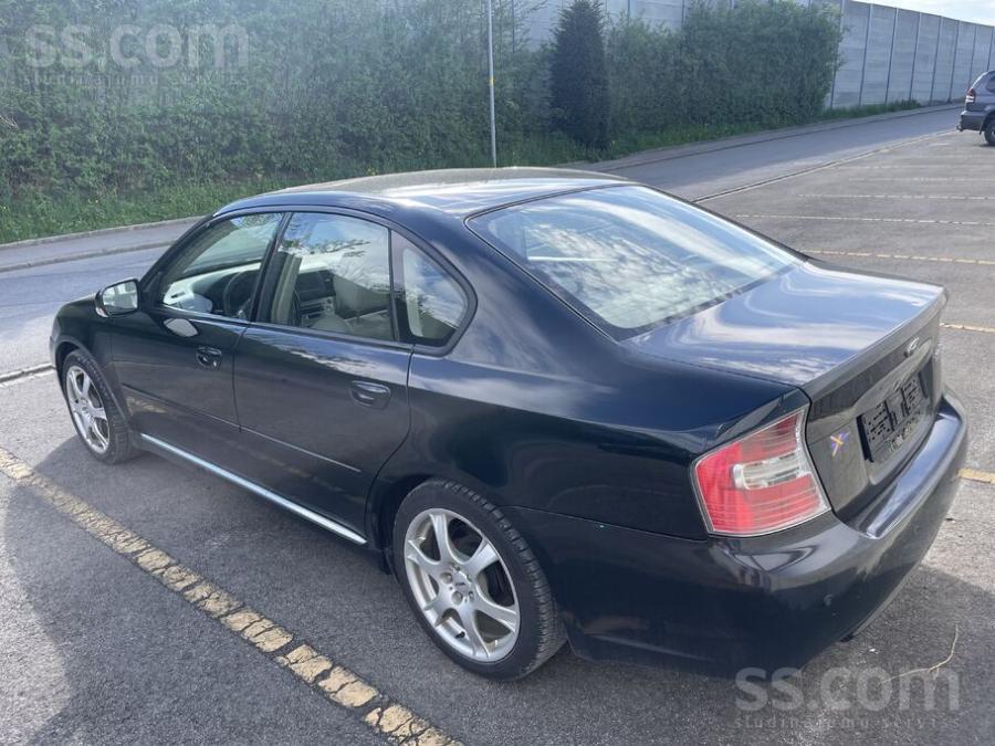 Melns Subaru Legacy 2004 Jūrmala, ar dzinēja tilpumu 3.00 L un nobraukumu 259 tūkst. km par 2950 €, foto 4 vietnē AUTOMOTO.COM.LV