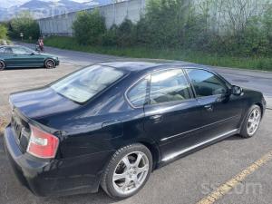 Melns Subaru Legacy 2004 Jūrmala, ar dzinēja tilpumu 3.00 L un nobraukumu 259 tūkst. km par 2950 €, foto 5 vietnē AUTOMOTO.COM.LV
