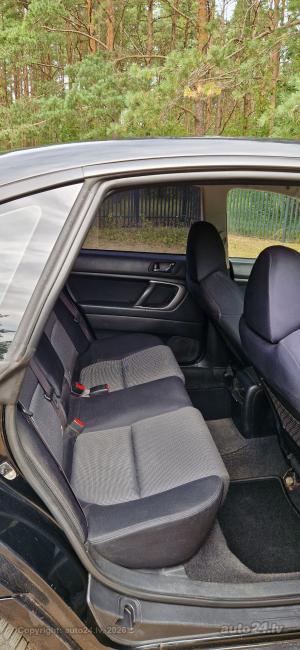 Black Subaru Legacy 2004 in Tallinn, with an engine capacity of 2.00 L and mileage of 273 thousand km for 1700 €, photo 11 on AUTOMOTO.COM.LV