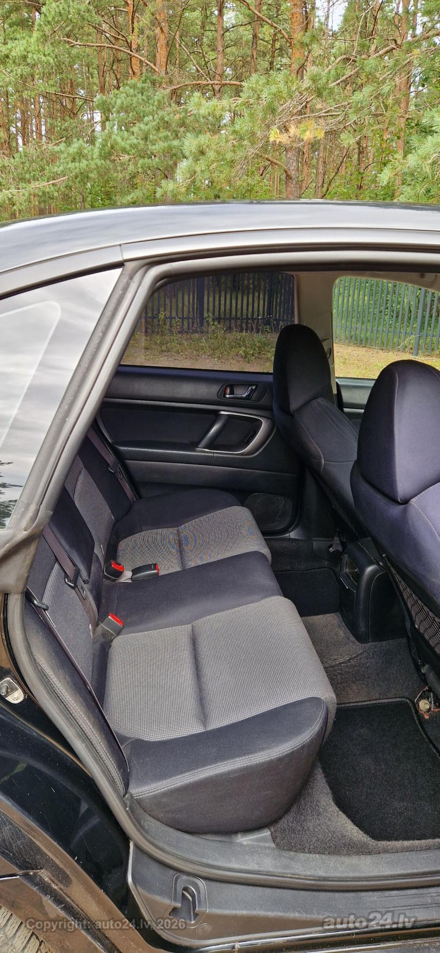 Black Subaru Legacy 2004 in Tallinn, with an engine capacity of 2.00 L and mileage of 273 thousand km for 1700 €, photo 11 on AUTOMOTO.COM.LV