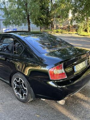 Melns Subaru Legacy 2005 Raseiniai, ar dzinēja tilpumu 3.00 L un nobraukumu 205 tūkst. km par 2650 €, foto 5 vietnē AUTOMOTO.COM.LV