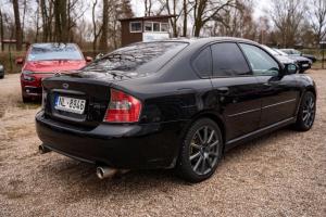 Melns Subaru Legacy 2005 Rīga, ar dzinēja tilpumu 2.50 L un nobraukumu 272 tūkst. km par 2500 €, foto 8 vietnē AUTOMOTO.COM.LV