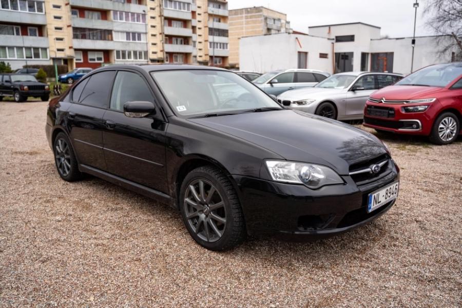 Melns Subaru Legacy 2005 Rīga, ar dzinēja tilpumu 2.50 L un nobraukumu 272 tūkst. km par 2500 €, foto 10 vietnē AUTOMOTO.COM.LV