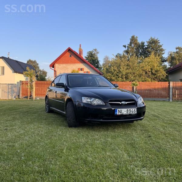 Black Subaru Legacy 2005 in Riga, with an engine capacity of 2.50 L and mileage of 285 thousand km for 1300 €, photo 1 on AUTOMOTO.COM.LV