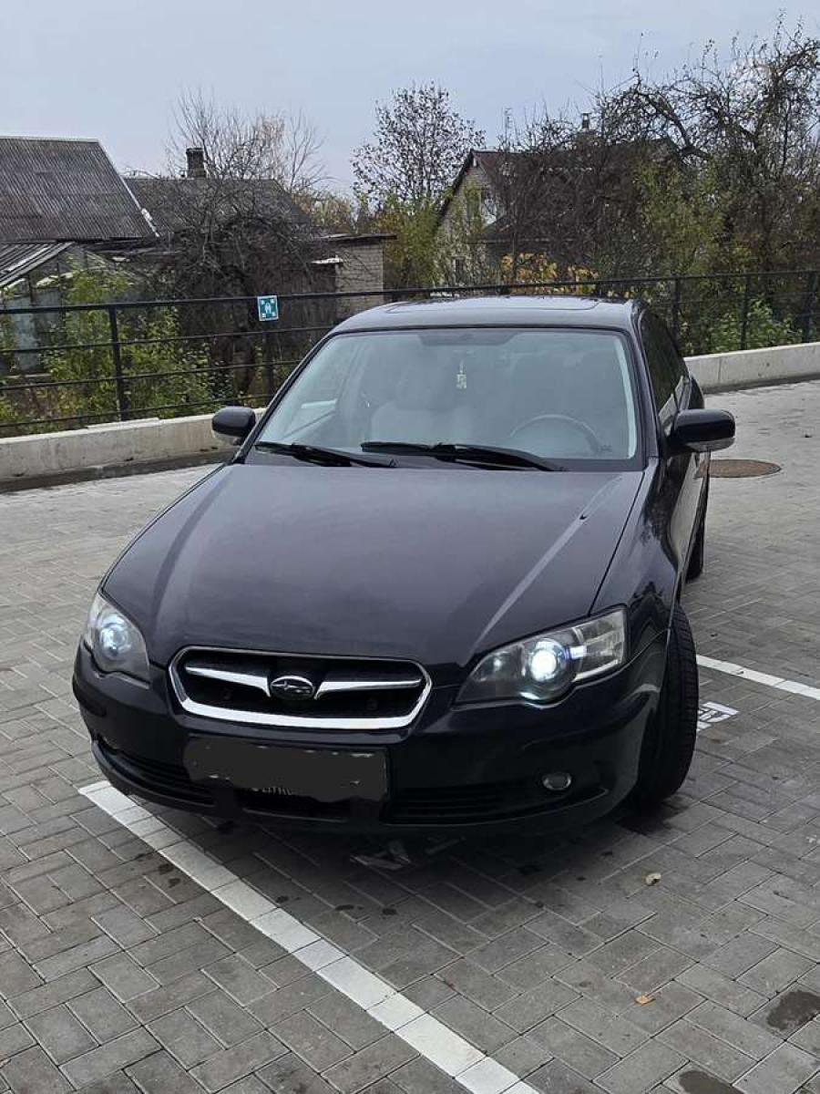 Black Subaru Legacy 2006 in Vilnius, with an engine capacity of 3.00 L and mileage of 270 thousand km for 3000 €, photo 2 on AUTOMOTO.COM.LV