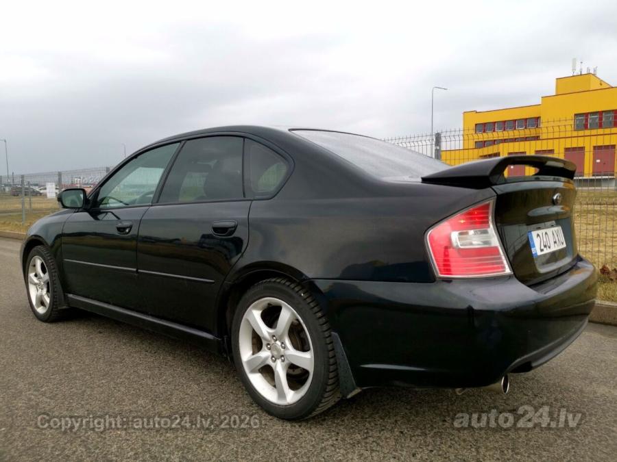 Melns Subaru Legacy 2006 Tartu, ar dzinēja tilpumu 2.00 L un nobraukumu 170 tūkst. km par 1790 €, foto 3 vietnē AUTOMOTO.COM.LV
