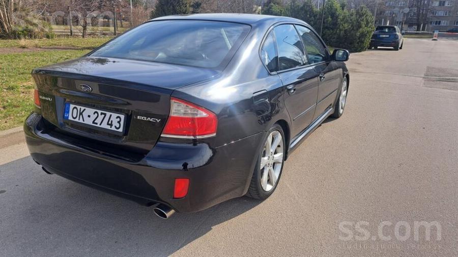 Black Subaru Legacy 2006 in Riga, with an engine capacity of 2.00 L and mileage of 258 thousand km for 2650 €, photo 11 on AUTOMOTO.COM.LV