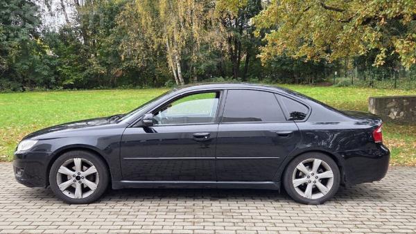 Melns Subaru Legacy 2006 Rīga, ar dzinēja tilpumu 2.00 L un nobraukumu 0 tūkst. km par 1990 €, foto 5 vietnē AUTOMOTO.COM.LV