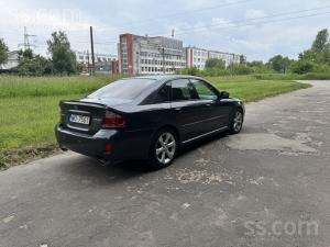 Melns Subaru Legacy 2007 Rīga, ar dzinēja tilpumu 3.00 L un nobraukumu 339 tūkst. km par 500 €, foto 4 vietnē AUTOMOTO.COM.LV