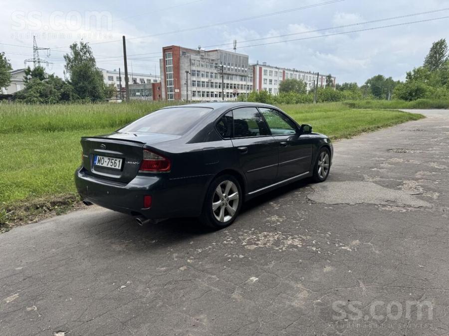 Melns Subaru Legacy 2007 Rīga, ar dzinēja tilpumu 3.00 L un nobraukumu 339 tūkst. km par 500 €, foto 4 vietnē AUTOMOTO.COM.LV