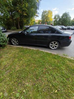 Black Subaru Legacy 2007 in Vilnius, with an engine capacity of 1.99 L and mileage of 178 thousand km for 2200 €, photo 10 on AUTOMOTO.COM.LV