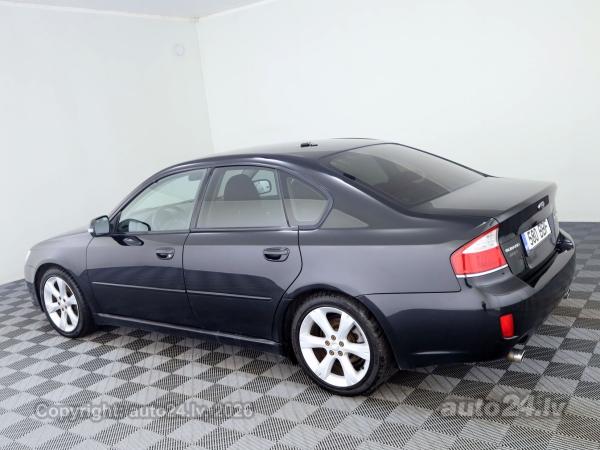 Melns Subaru Legacy 2008 Tallina, ar dzinēja tilpumu 2.50 L un nobraukumu 324 tūkst. km par 1999 €, foto 4 vietnē AUTOMOTO.COM.LV