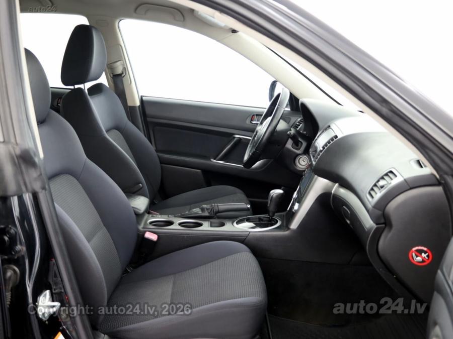 Melns Subaru Legacy 2008 Tallina, ar dzinēja tilpumu 2.50 L un nobraukumu 324 tūkst. km par 1999 €, foto 7 vietnē AUTOMOTO.COM.LV