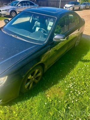 Black Subaru Legacy 2008 in Ogre, with an engine capacity of 2.50 L and mileage of 400 thousand km for 400 €, photo  on AUTOMOTO.COM.LV