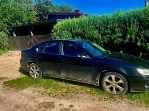 Black Subaru Legacy 2008 in Ogre, with an engine capacity of 2.50 L and mileage of 400 thousand km for 400 €, photo 3 on AUTOMOTO.COM.LV