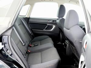 Black Subaru Legacy 2008 in Tallinn, with an engine capacity of 2.50 L and mileage of 324 thousand km for 1899 €, photo 15 on AUTOMOTO.COM.LV