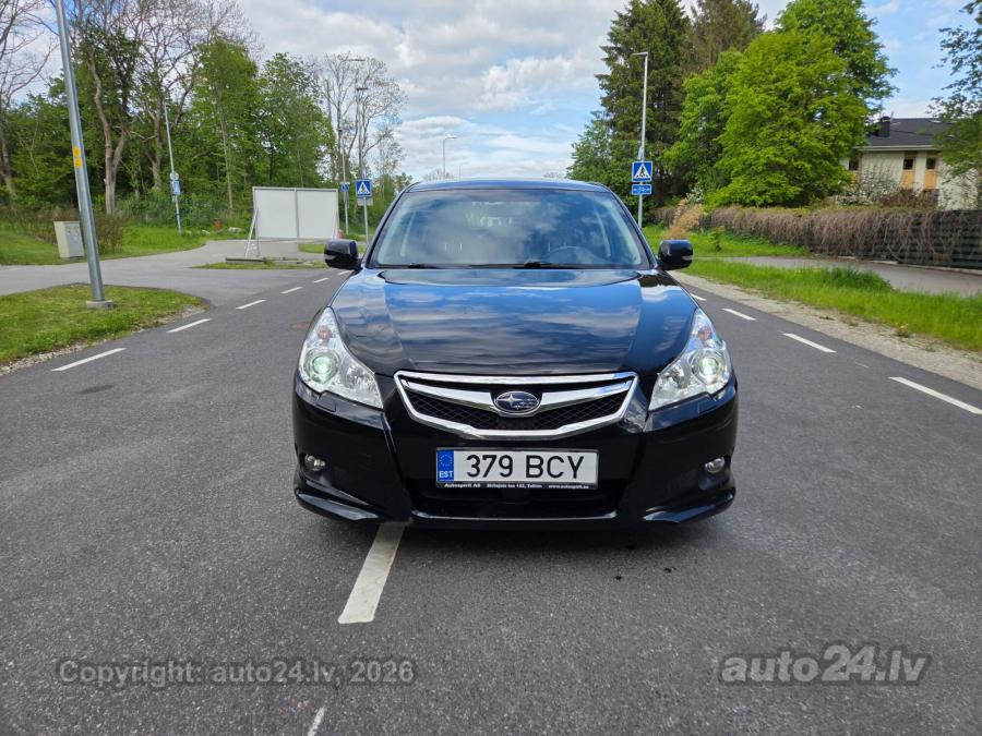 Black Subaru Legacy 2010 in Tallinn, with an engine capacity of 2.50 L and mileage of 218 thousand km for 5300 €, photo 3 on AUTOMOTO.COM.LV