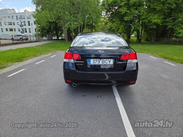 Black Subaru Legacy 2010 in Tallinn, with an engine capacity of 2.50 L and mileage of 218 thousand km for 5300 €, photo 5 on AUTOMOTO.COM.LV