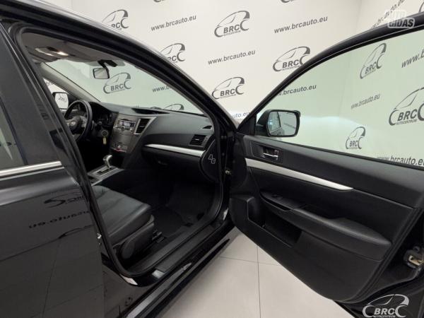Melns Subaru Legacy 2011 Avižieniai, ar dzinēja tilpumu 2.50 L un nobraukumu 226 tūkst. km par 5300 €, foto 8 vietnē AUTOMOTO.COM.LV