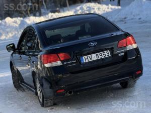 Melns Subaru Legacy 2012 Rīga, ar dzinēja tilpumu 2.00 L un nobraukumu 0 tūkst. km par 3650 €, foto 2 vietnē AUTOMOTO.COM.LV