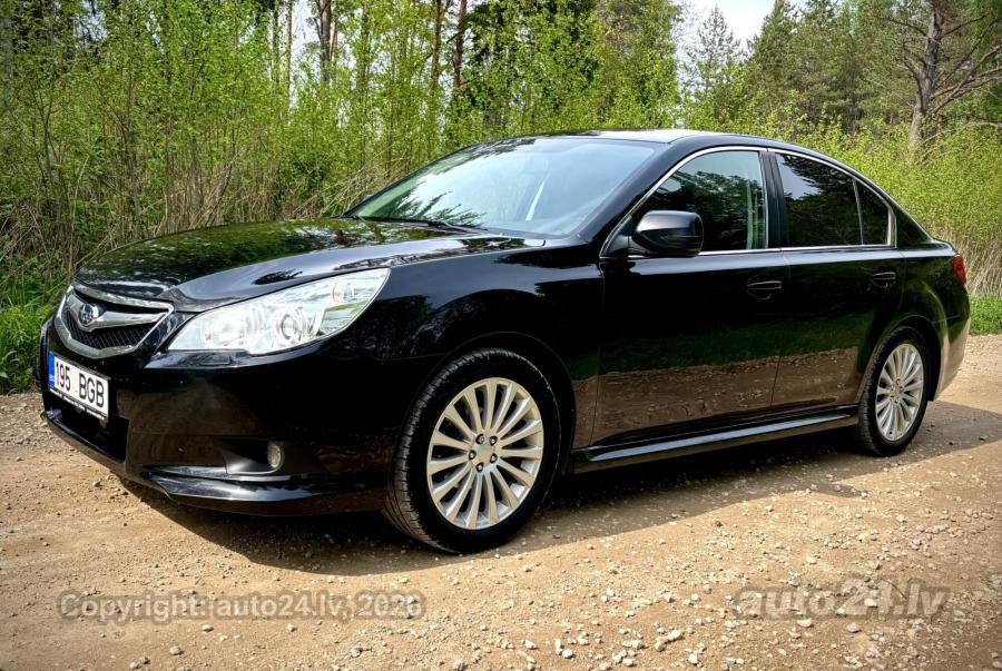 Melns Subaru Legacy 2012 Rakvere, ar dzinēja tilpumu 2.50 L un nobraukumu 230 tūkst. km par 5999 €, foto 3 vietnē AUTOMOTO.COM.LV