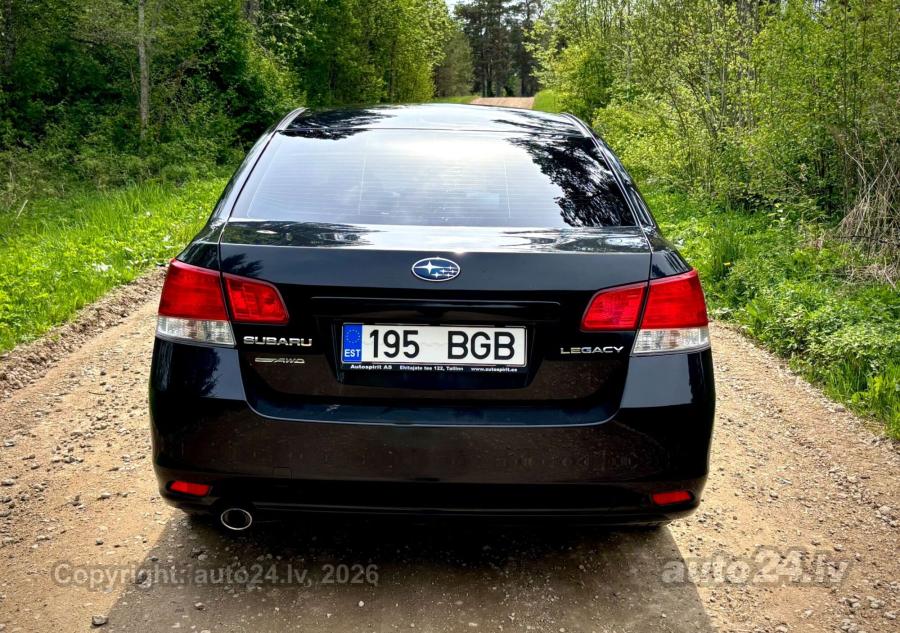 Melns Subaru Legacy 2012 Rakvere, ar dzinēja tilpumu 2.50 L un nobraukumu 230 tūkst. km par 5999 €, foto 9 vietnē AUTOMOTO.COM.LV