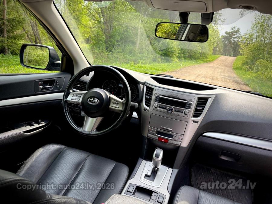 Melns Subaru Legacy 2012 Rakvere, ar dzinēja tilpumu 2.50 L un nobraukumu 230 tūkst. km par 5999 €, foto 12 vietnē AUTOMOTO.COM.LV