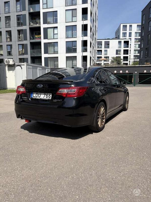 Black Subaru Legacy 2015 in Vilnius, with an engine capacity of 2.50 L and mileage of 235 thousand km for 8200 €, photo 5 on AUTOMOTO.COM.LV