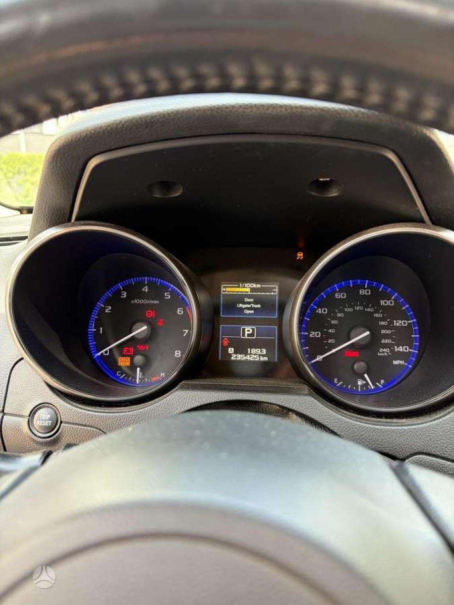 Melns Subaru Legacy 2015 Viļņa, ar dzinēja tilpumu 2.50 L un nobraukumu 235 tūkst. km par 8200 €, foto 14 vietnē AUTOMOTO.COM.LV