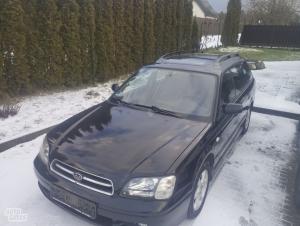 Melns Subaru Legacy 2001 Utena, ar dzinēja tilpumu 2.00 L un nobraukumu 257 tūkst. km par 1800 €, foto  vietnē AUTOMOTO.COM.LV