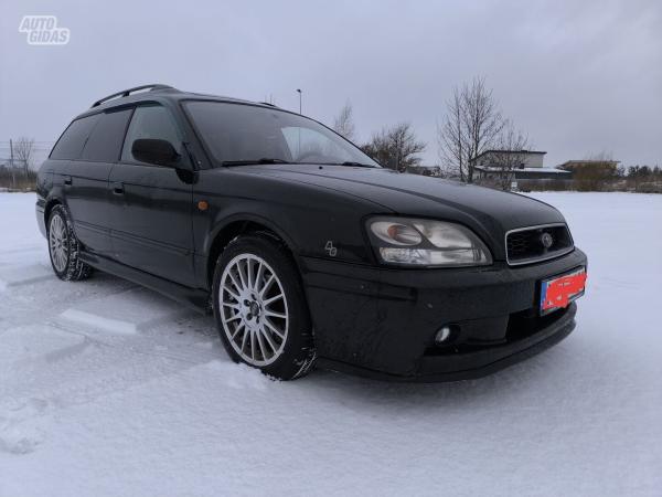 Black Subaru Legacy 2002 in Panevezys, with an engine capacity of 2.50 L and mileage of 262 thousand km for 2100 €, photo 8 on AUTOMOTO.COM.LV