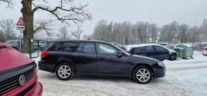 Melns Subaru Legacy 2003 Valmiera, ar dzinēja tilpumu 2.50 L un nobraukumu 281 tūkst. km par 1550 €, foto 5 vietnē AUTOMOTO.COM.LV