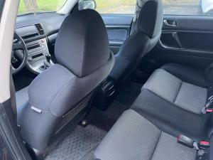 Black Subaru Legacy 2003 in Kaisiadorys, with an engine capacity of 1.99 L and mileage of 220 thousand km for 2100 €, photo 5 on AUTOMOTO.COM.LV