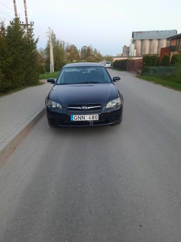 Melns Subaru Legacy 2004 Kauņa, ar dzinēja tilpumu 2.00 L un nobraukumu 189 tūkst. km par 2650 €, foto 1 vietnē AUTOMOTO.COM.LV