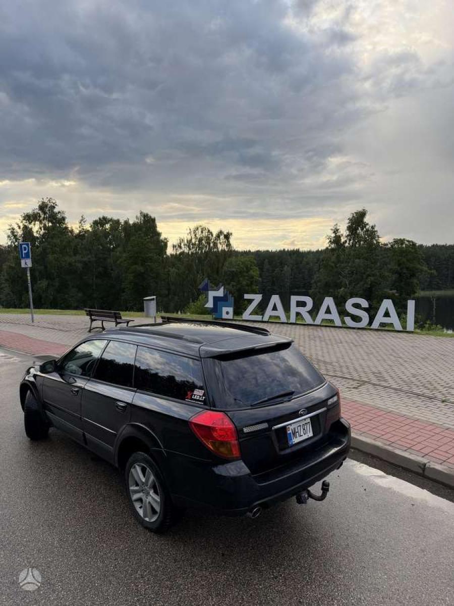 Melns Subaru Legacy 2004 Utena, ar dzinēja tilpumu 3.00 L un nobraukumu 330 tūkst. km par 3799 €, foto 5 vietnē AUTOMOTO.COM.LV
